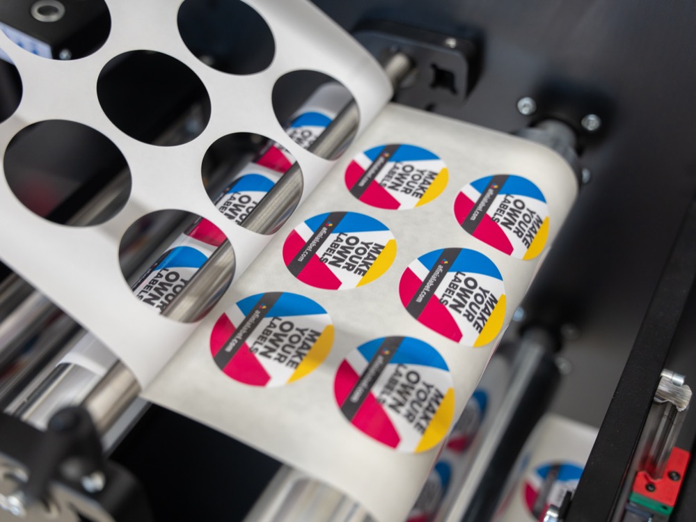 DLP-2200 Digital Label Press with Inline Rotary Finishing